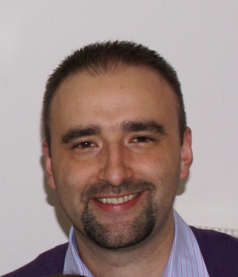 Portret de trainer – Dan Luca | Training Cafe